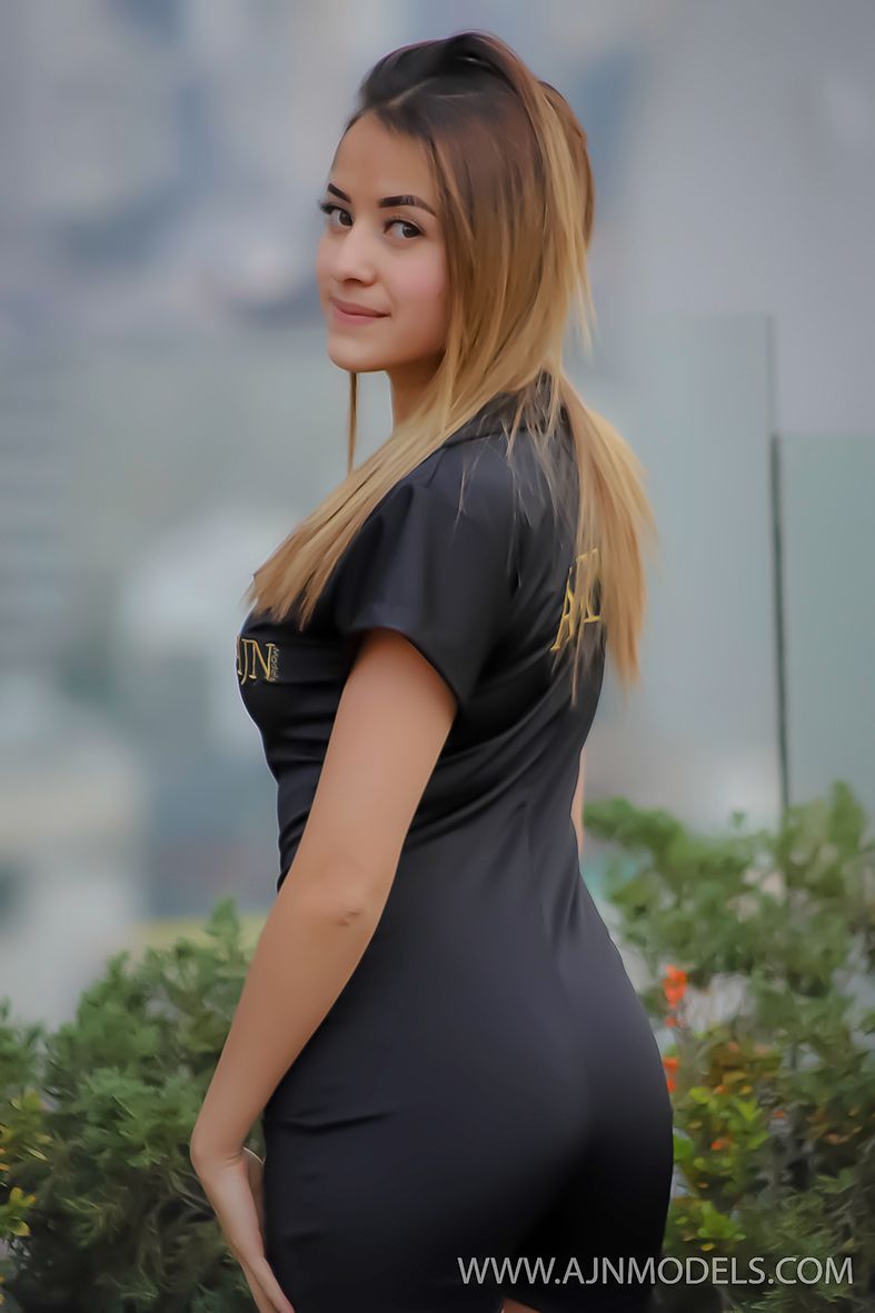 Monserrat - AJ Modelos